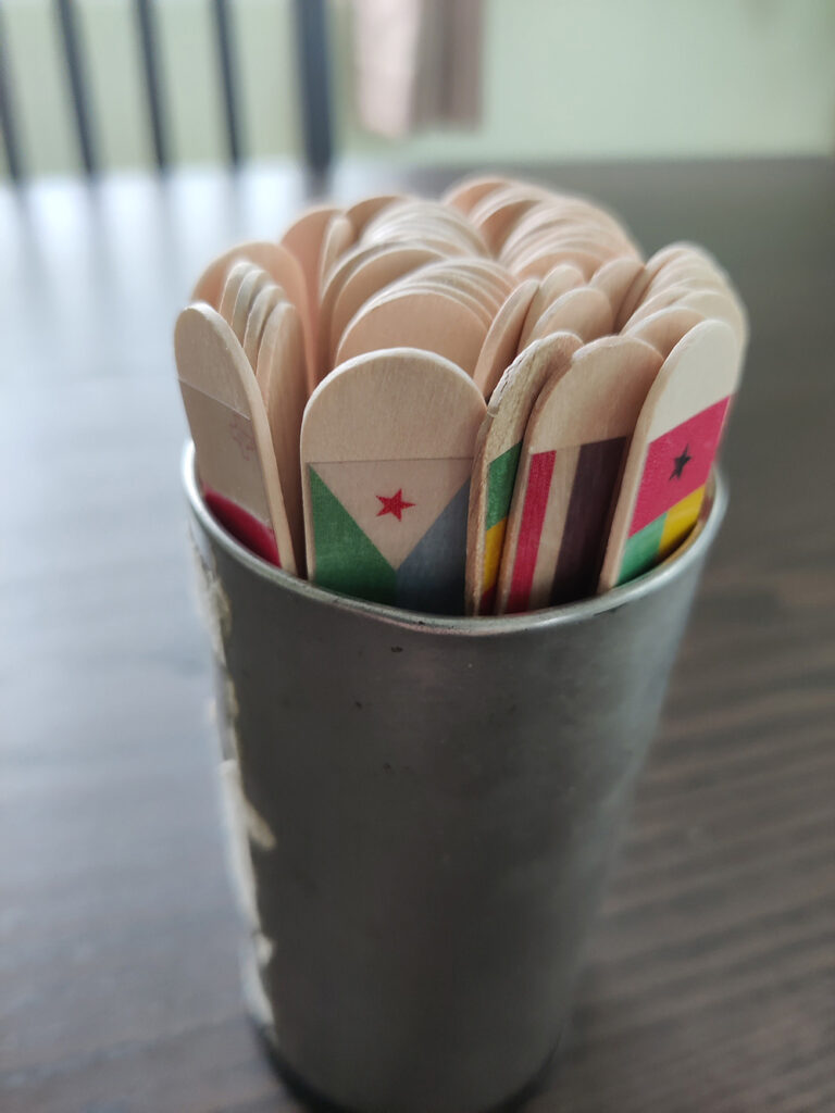 Free Download: 10/40 Window Country Flags Sticker Template - David Joannes